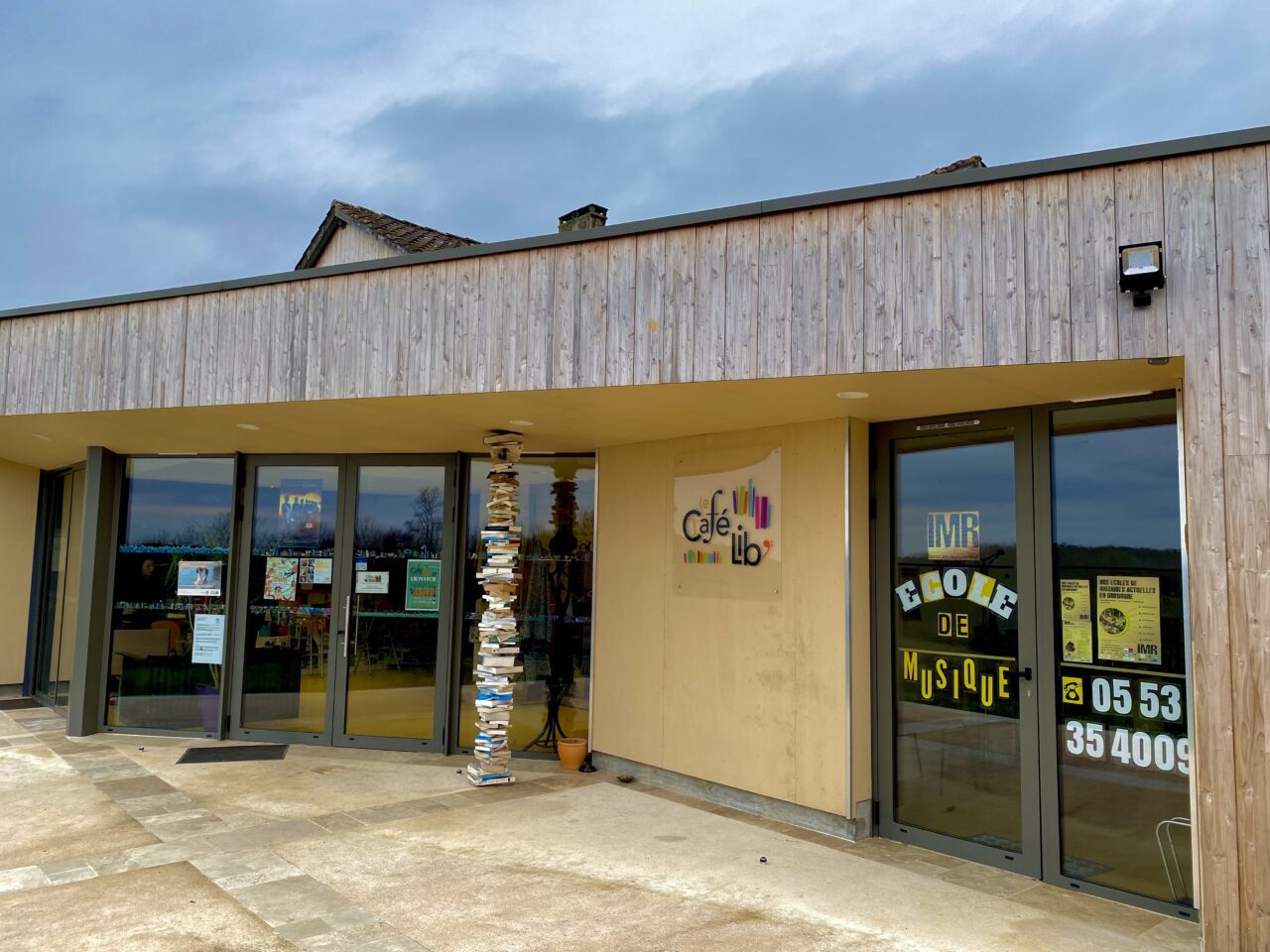 Coline Lyphout • Facilitatrice au Café Lib' ~ Le Rayon